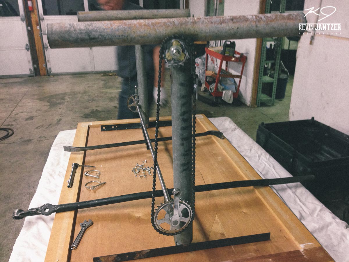 DIY Adjustable Standing Desk | Kevin Jantzer